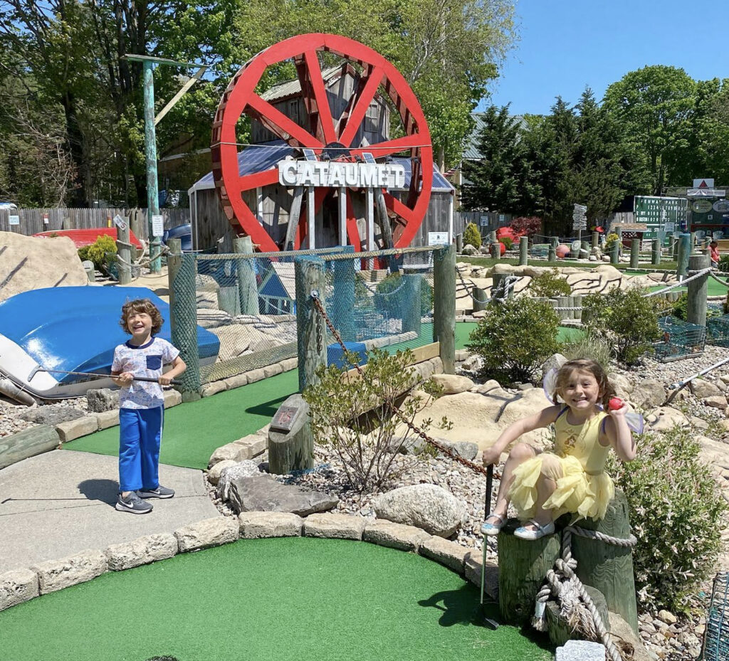 Mini Golf | Kids on the Cape