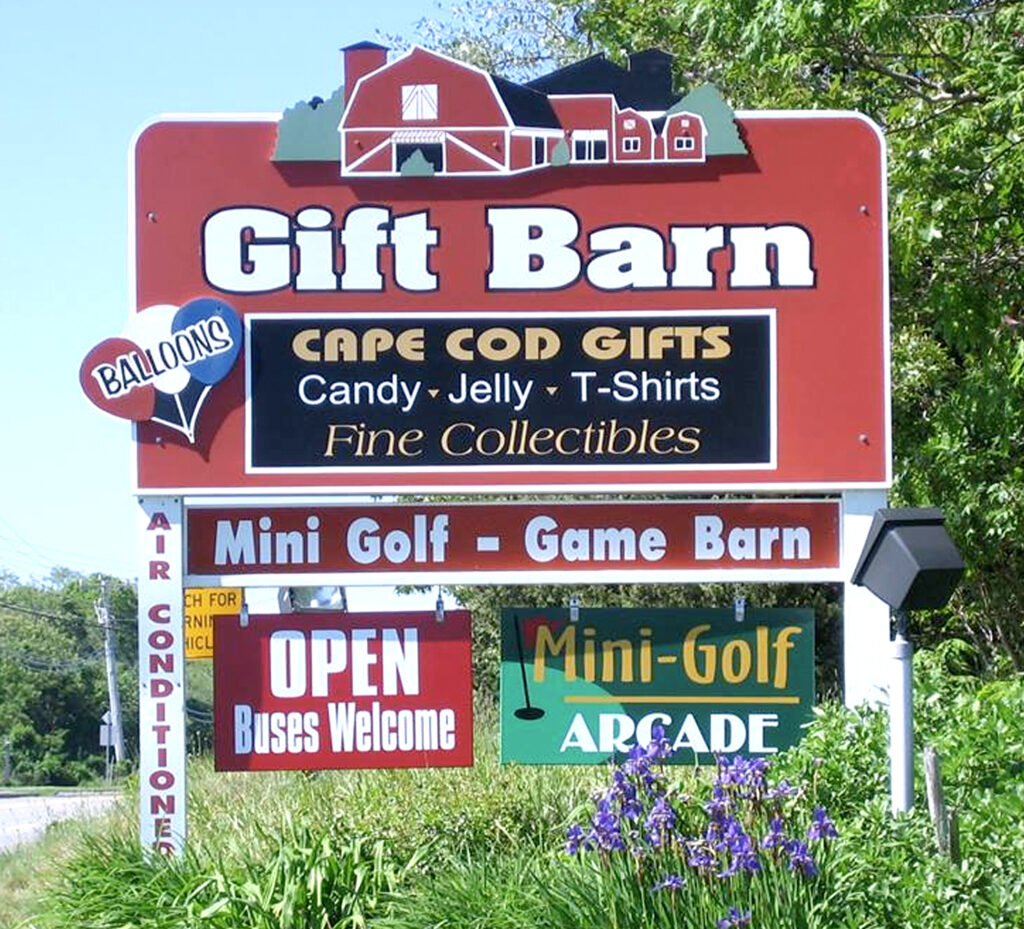 Gift Barn Arcade & Mini Golf | Kids on the Cape